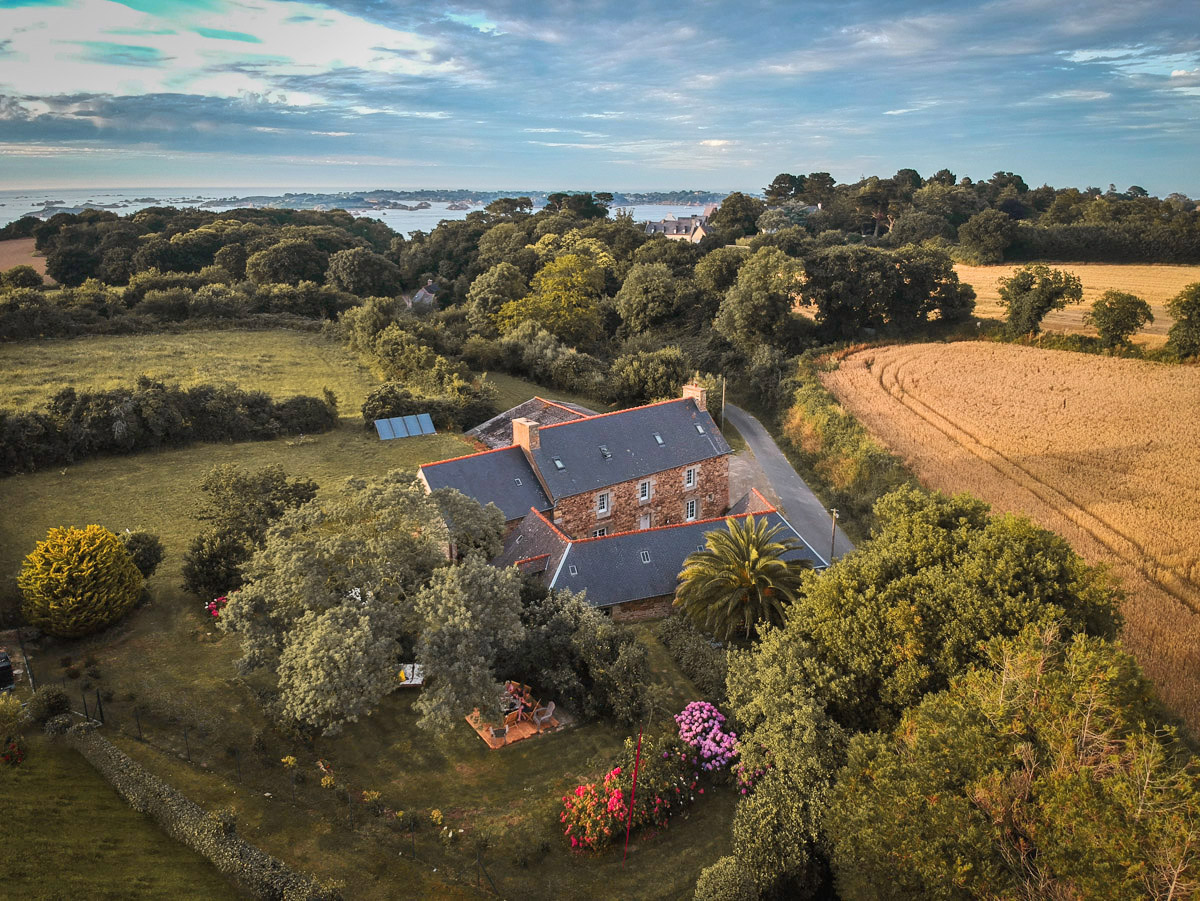 Chambres d´hôtes Cornec, Ploubazlanec, France | VeggieHotels